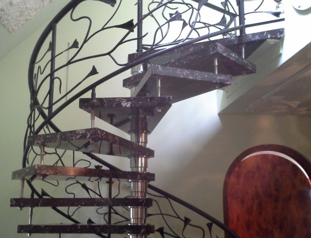 Vide, trap en frans balkon - Cronquels Design Hekwerken